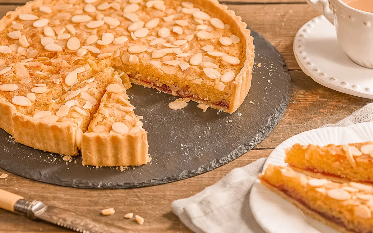 TRADITIONAL BAKEWELL TART – Cheap Meal Recipes