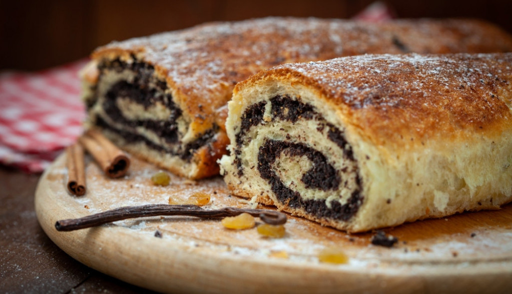 Potica (Povitica) Poppy Seed Roll – Cheap Meal Recipes